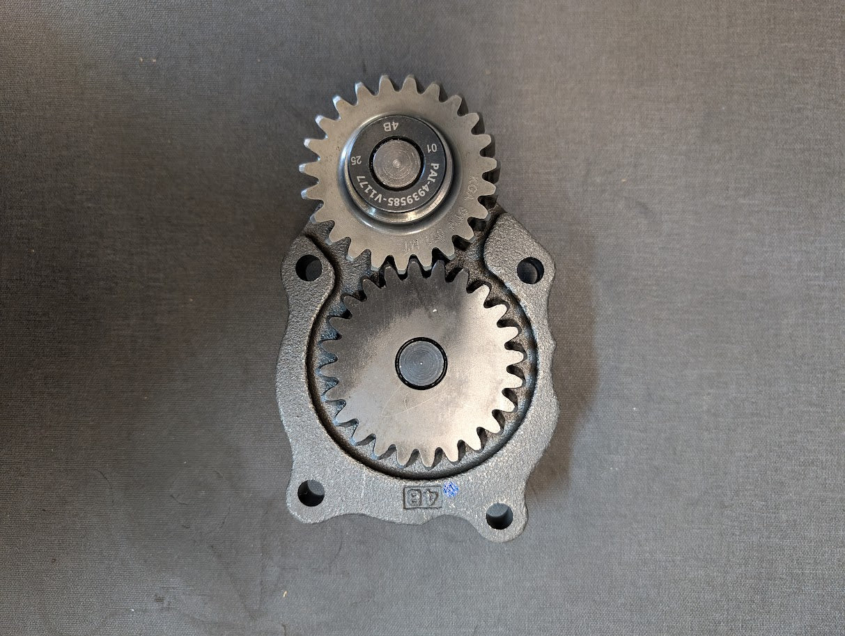 NEW 3.9L AND 4.5L OIL PUMP # 3937027 / 141298 – Young and Sons